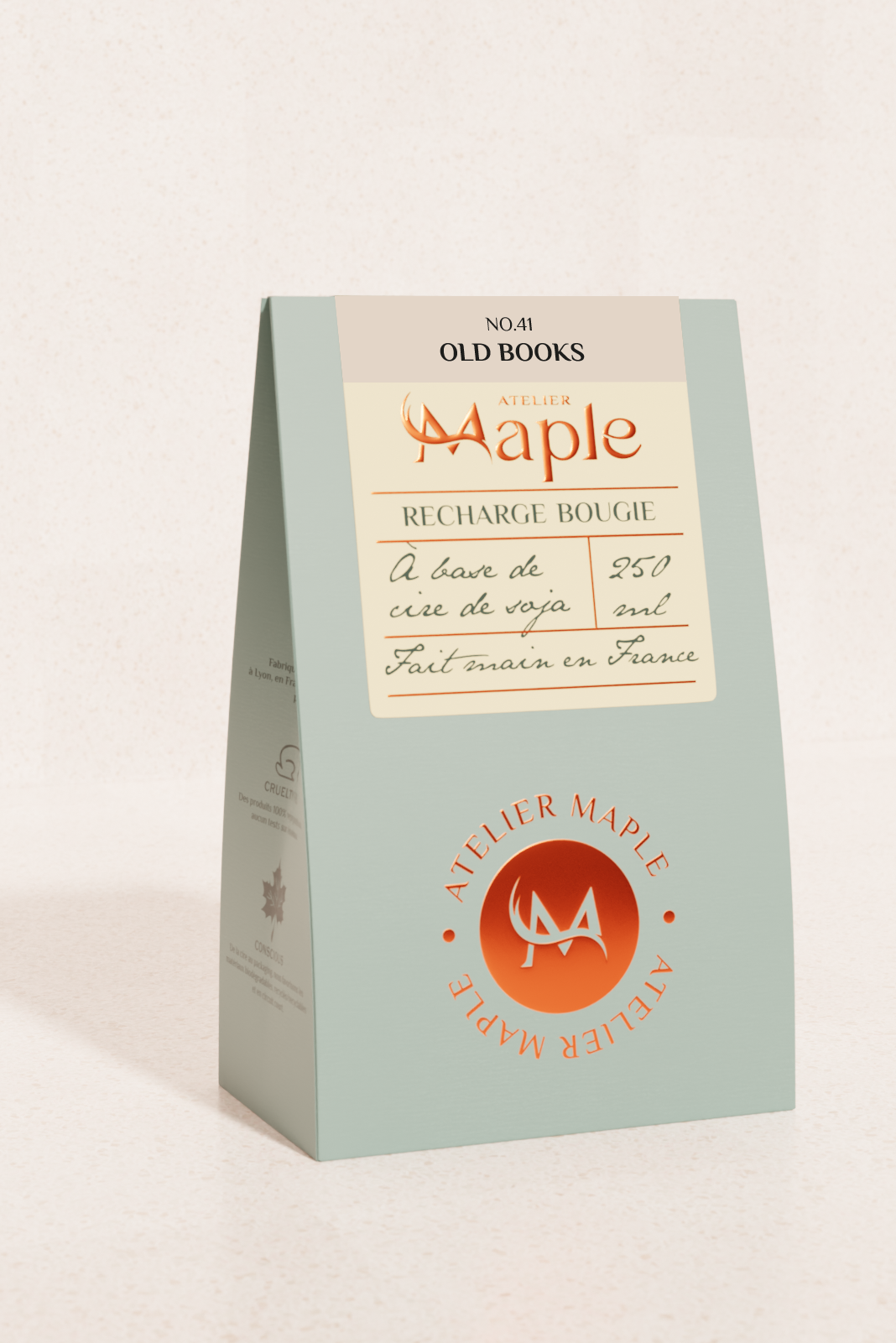 Bougie Old Books - Papier Ancien Santal Cèdre | Bougie Artisanale ...